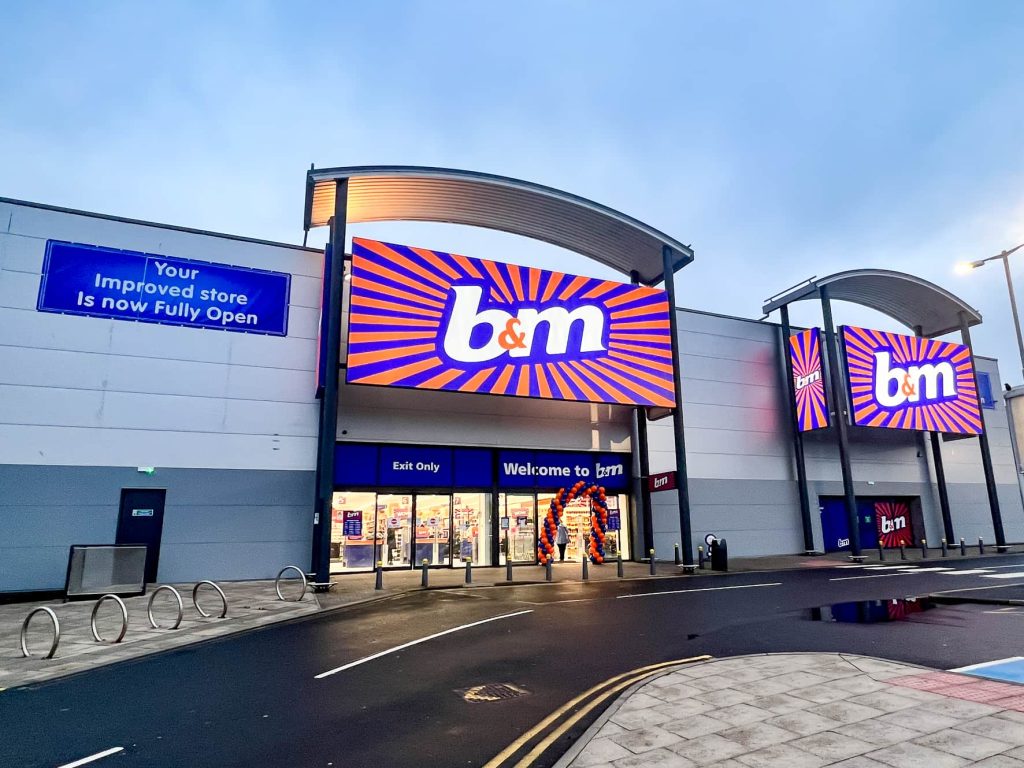 B&M sales up 5% YoY in Q4 2023 to £1.45bn - Housewares